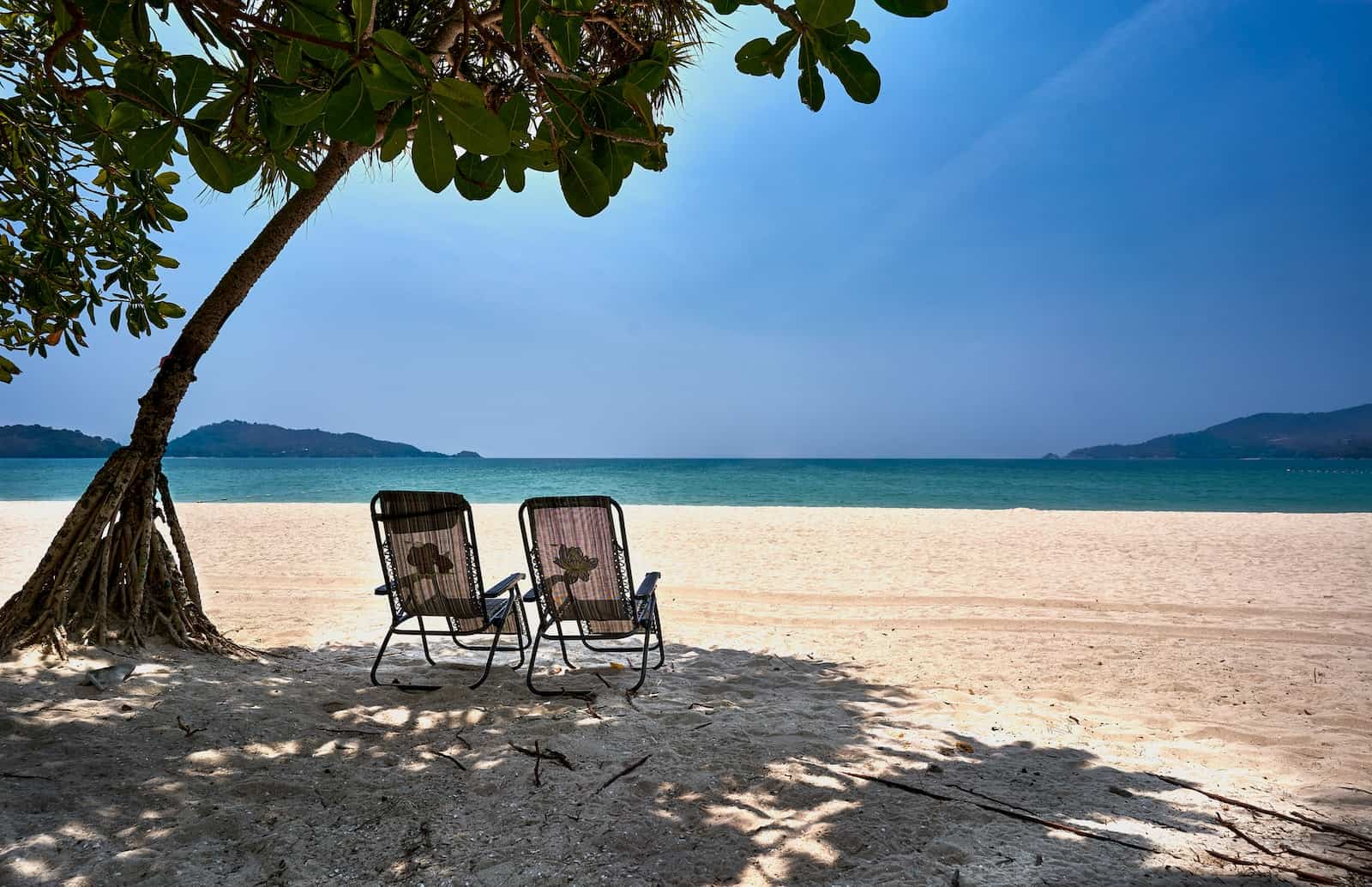 The Ultimate Guide to the Best Places to Stay in Phuket for Couples ...